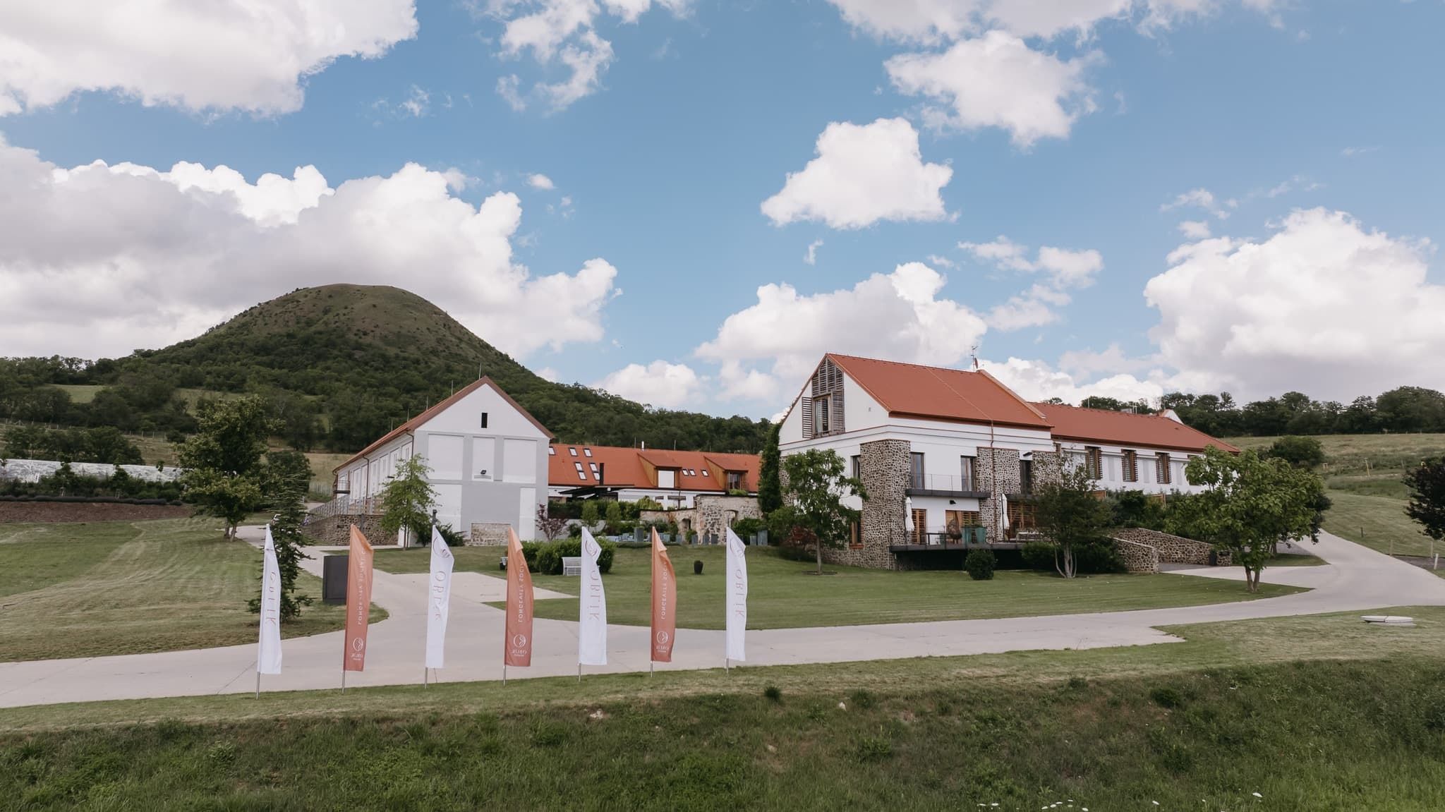 Home [www.oblik-resort.com]